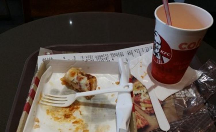 SNS 화제, KFC 신메뉴 '치짜' 시식평 | 위키트리