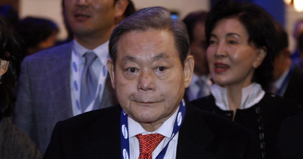 Samsung Leader Lee Kun-hee Dies | 위키트리