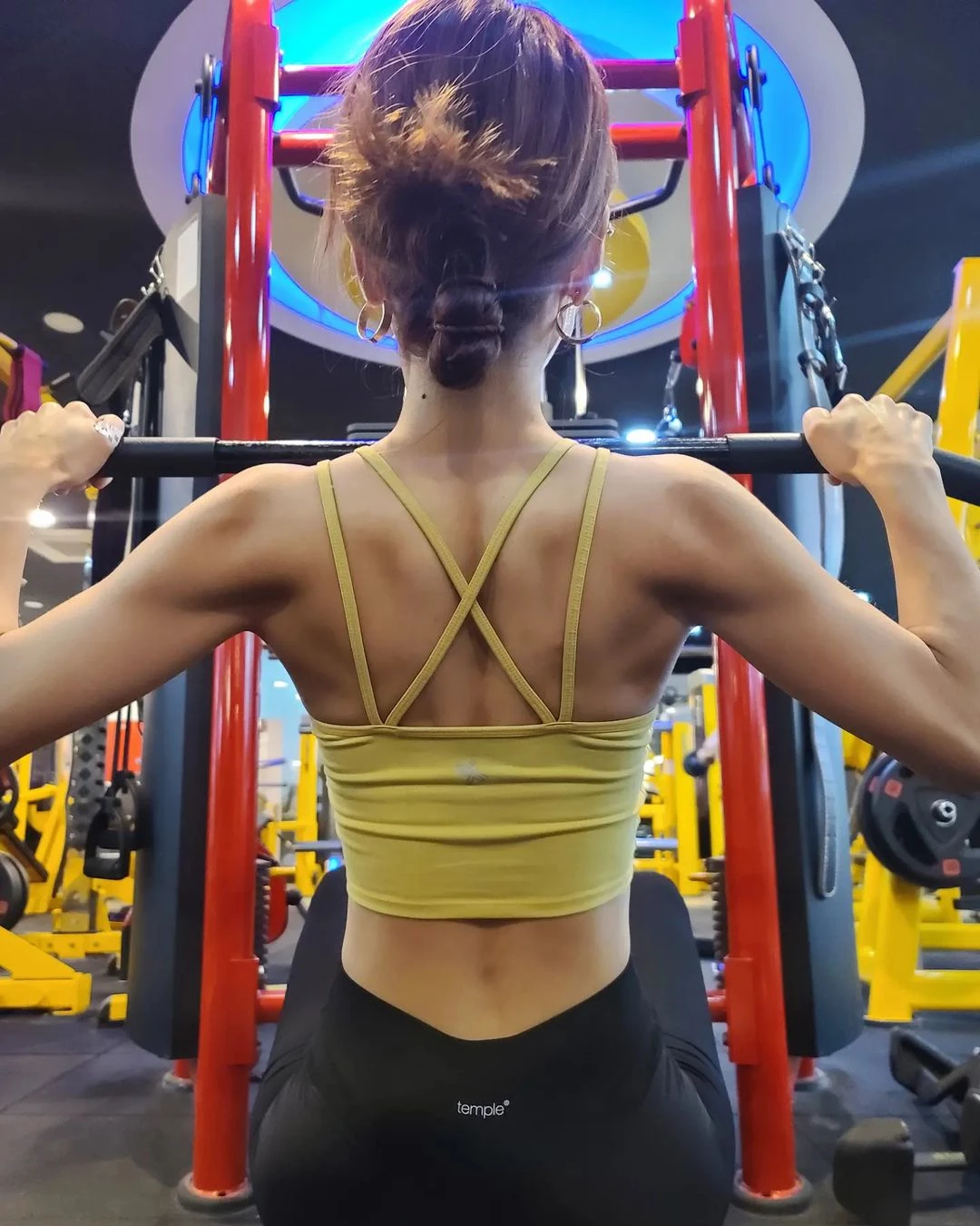 출산 후 51kg에서 43kg된 연예인 엄마 “내 근육들 다 어디 갔지?" | 위키트리