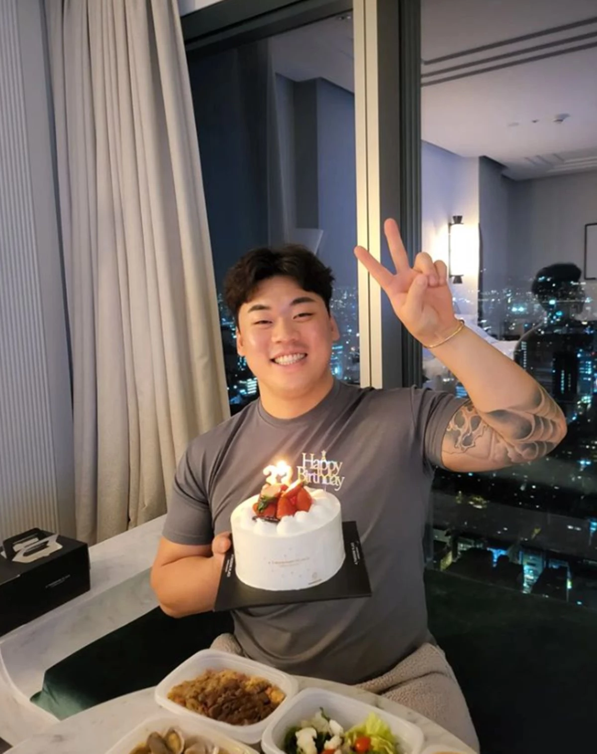 쌈디 조폭 출신 유튜버 성명준과 술자리 포착… “둘이 친한가” 네이버 블로그
