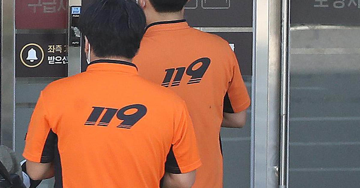 부산의 한 아파트 주차장에서 발생한 참변... 50대 사망 | 위키트리